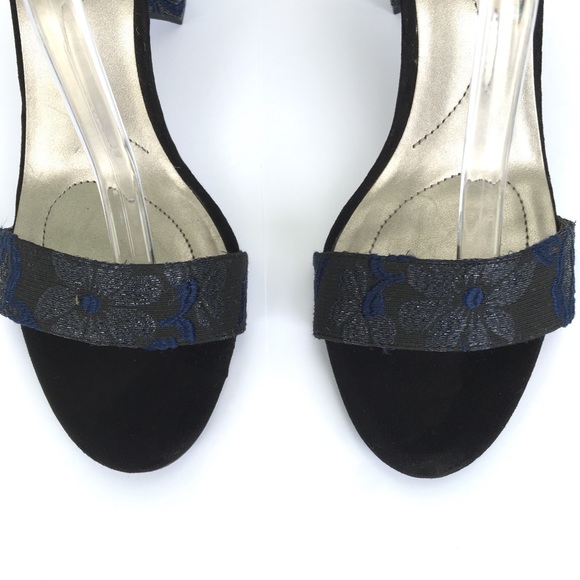 Bandolino | Shoes | Bandolino Angeli Block Heel Ankle Strap Sandal ...